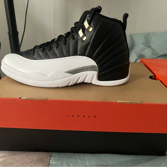 Jordan | Shoes | Air Jordan 2 Retro Playoff 222 | Poshmark